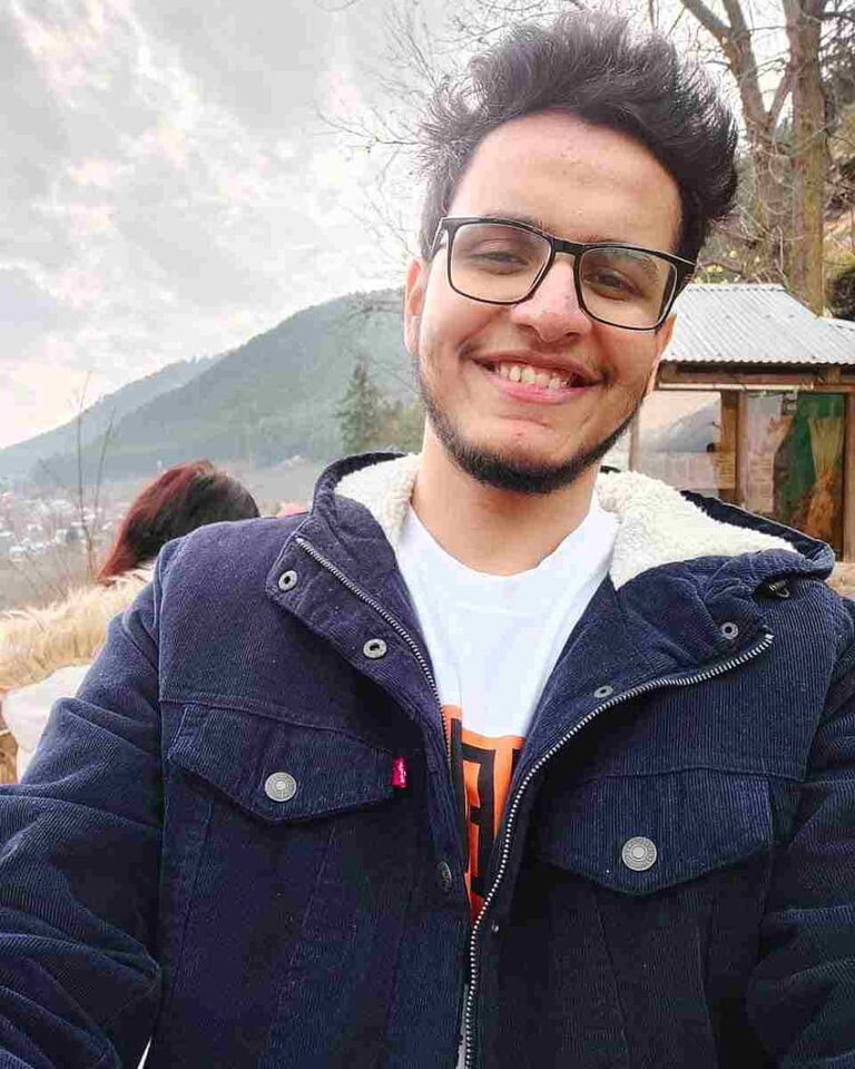 Triggered Insaan (Nischay Malhan) Biography, Real Name, Age, Height ...